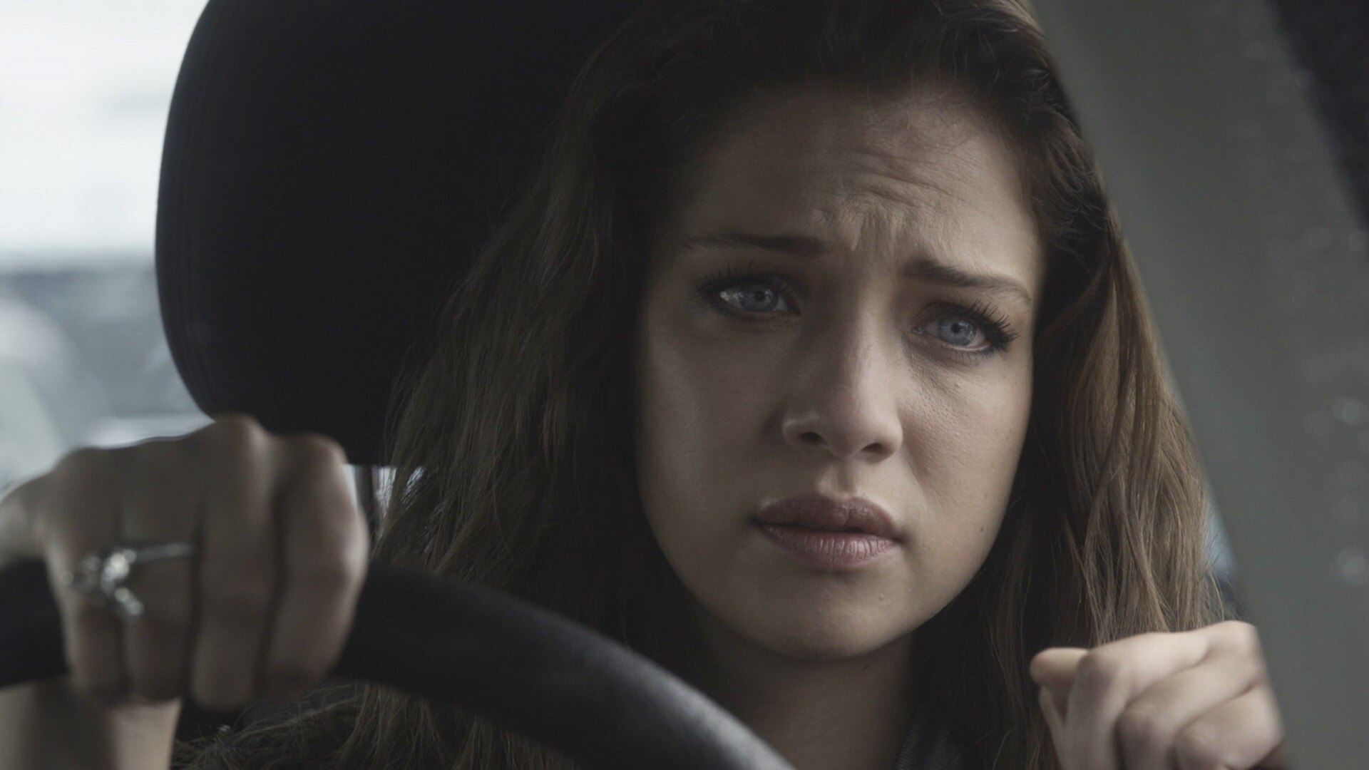 Watch Señora Acero Episode: El cruce de Aída - NBC.com