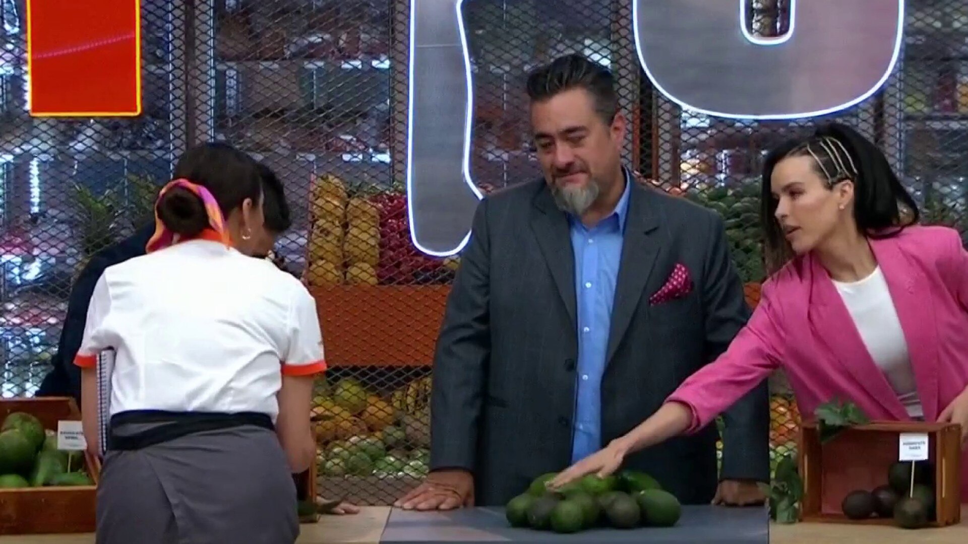 Watch Top Chef VIP Highlight: Los participantes deben preparar un ...