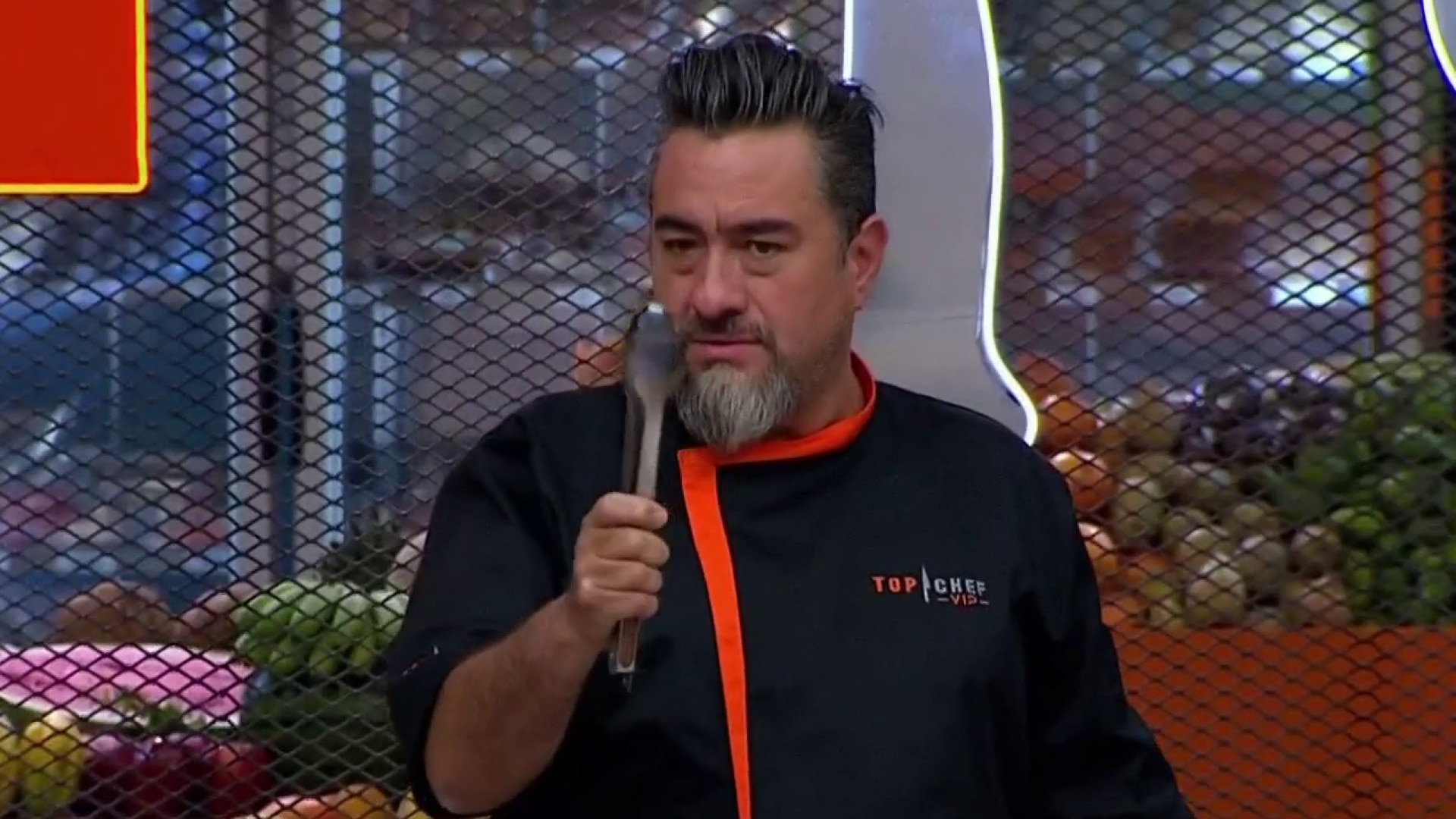 Watch Top Chef VIP Highlight: El chef Antonio de Livier comparte su ...