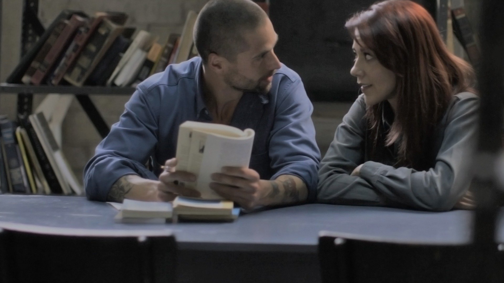 Watch Enemigo Íntimo Episode: Roxana atraída por el Tilapia - NBC.com