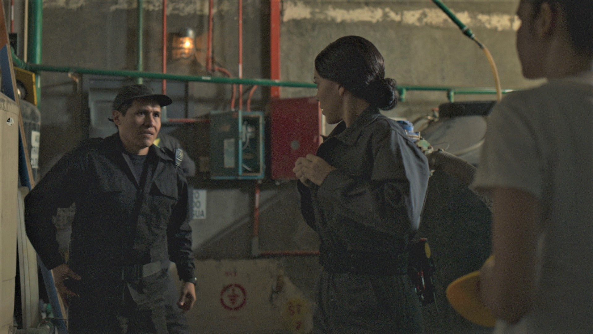 Watch Enemigo Íntimo Episode: Ruta de escape - NBC.com