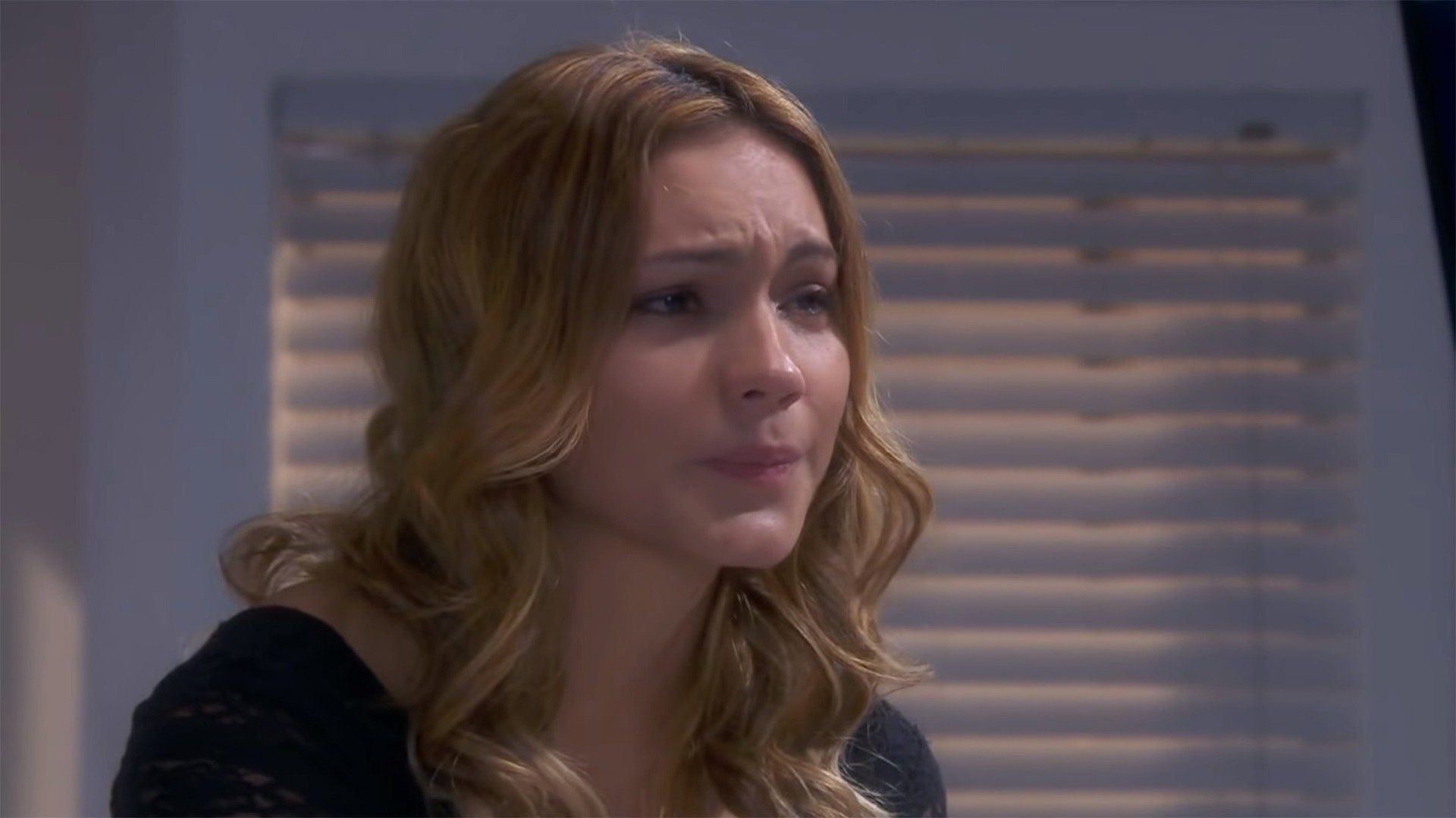 Watch Eva La Trailera Episode: El anzuelo - NBC.com