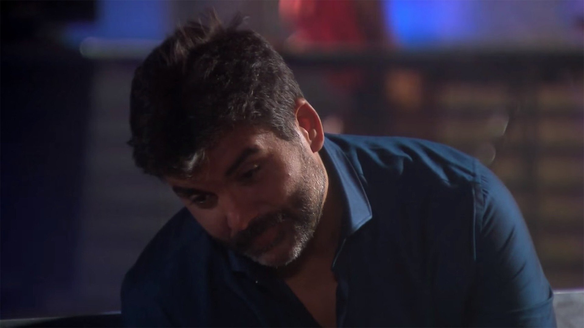 Watch Eva La Trailera Episode: Terrible denuncia - NBC.com