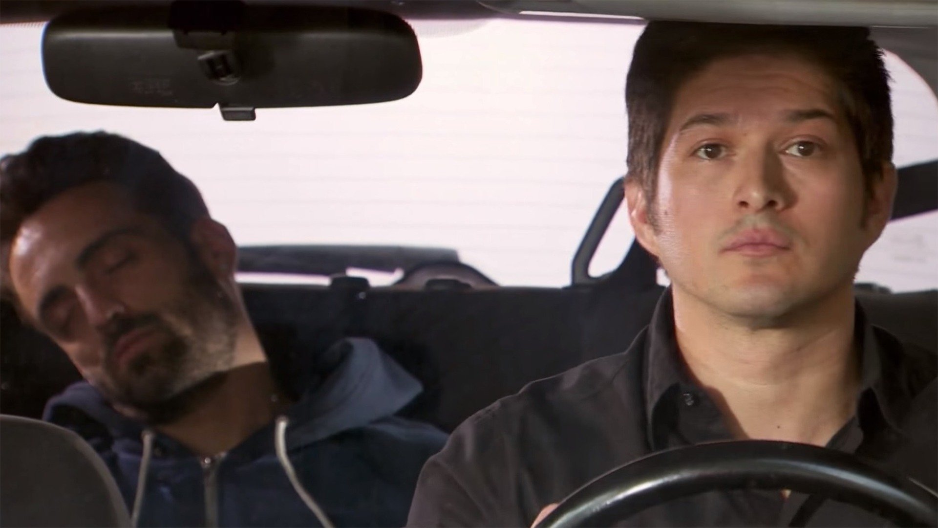 Watch Eva La Trailera Episode: Lo que es igual, no es trampa - NBC.com