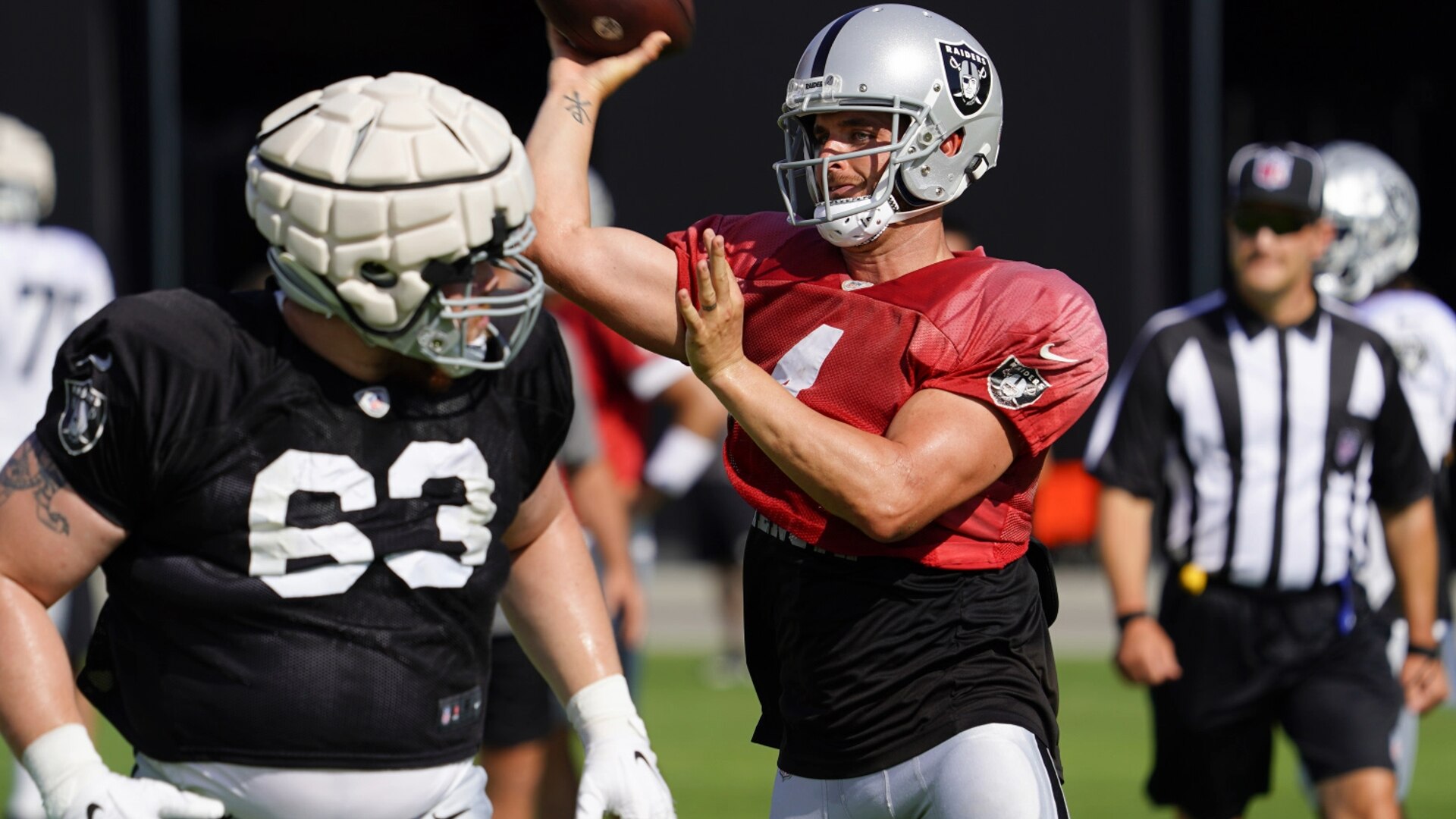 Watch ProFootballTalk Clip: Fill in the Blank: Carr's reaction to Brady ...