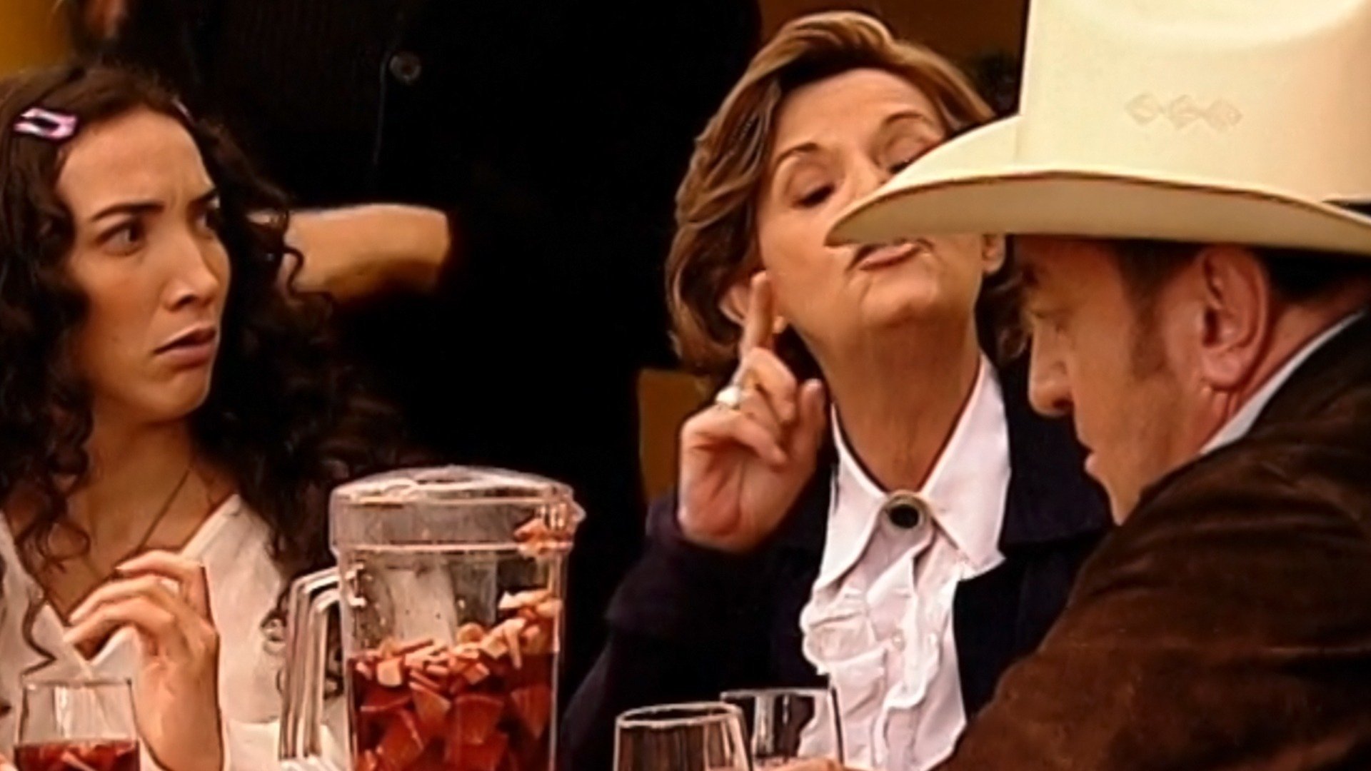 Watch Pasión de Gavilanes Episode: Momentos difíciles - NBC.com