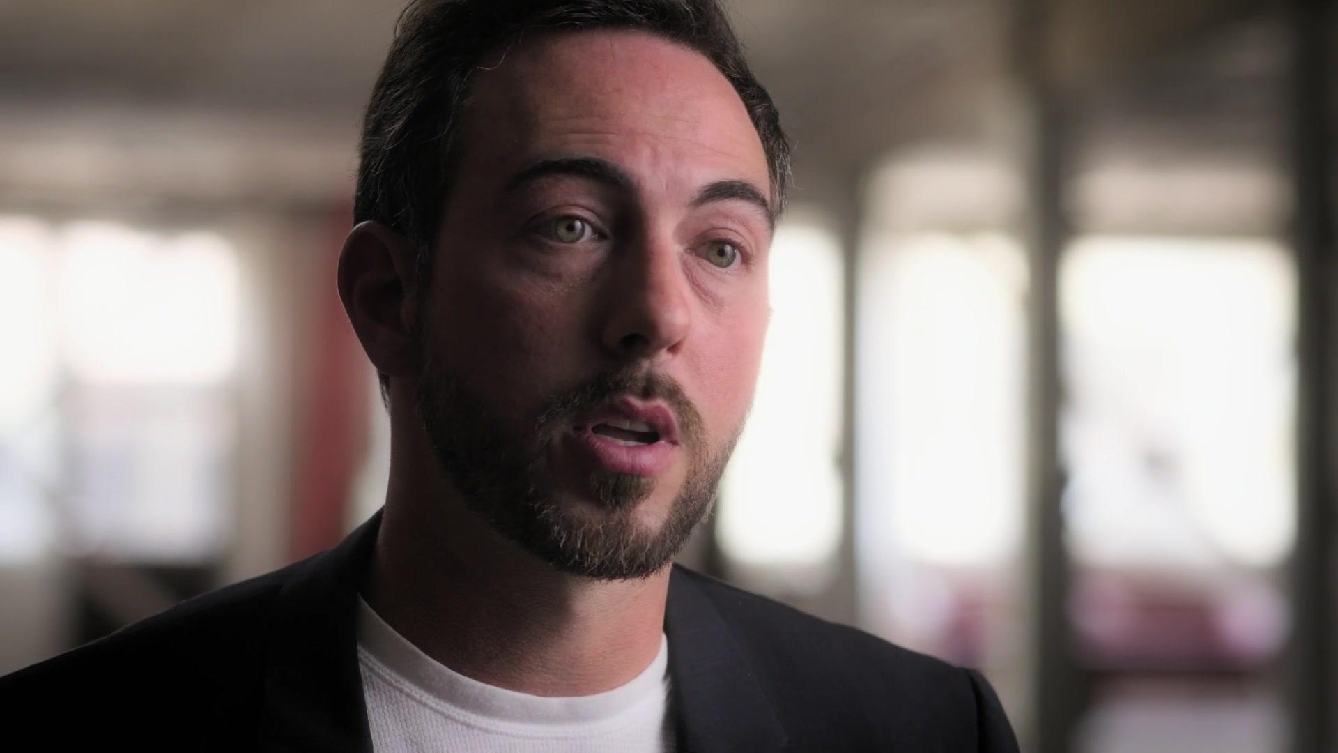 Watch Super Heists Episode: Secrets of the Transy Book Heist - NBC.com