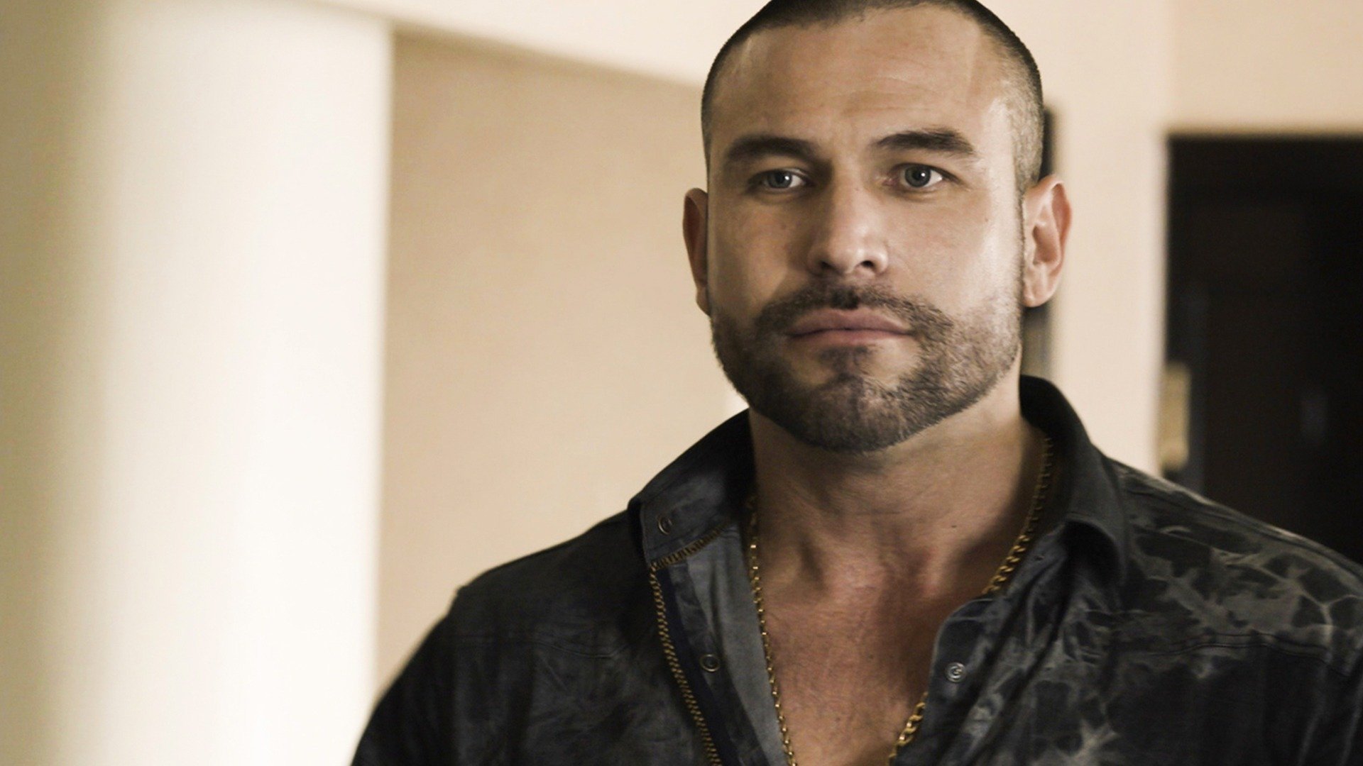 Watch El Señor de los Cielos Episode: Casillas se burla del régimen - NBC.com