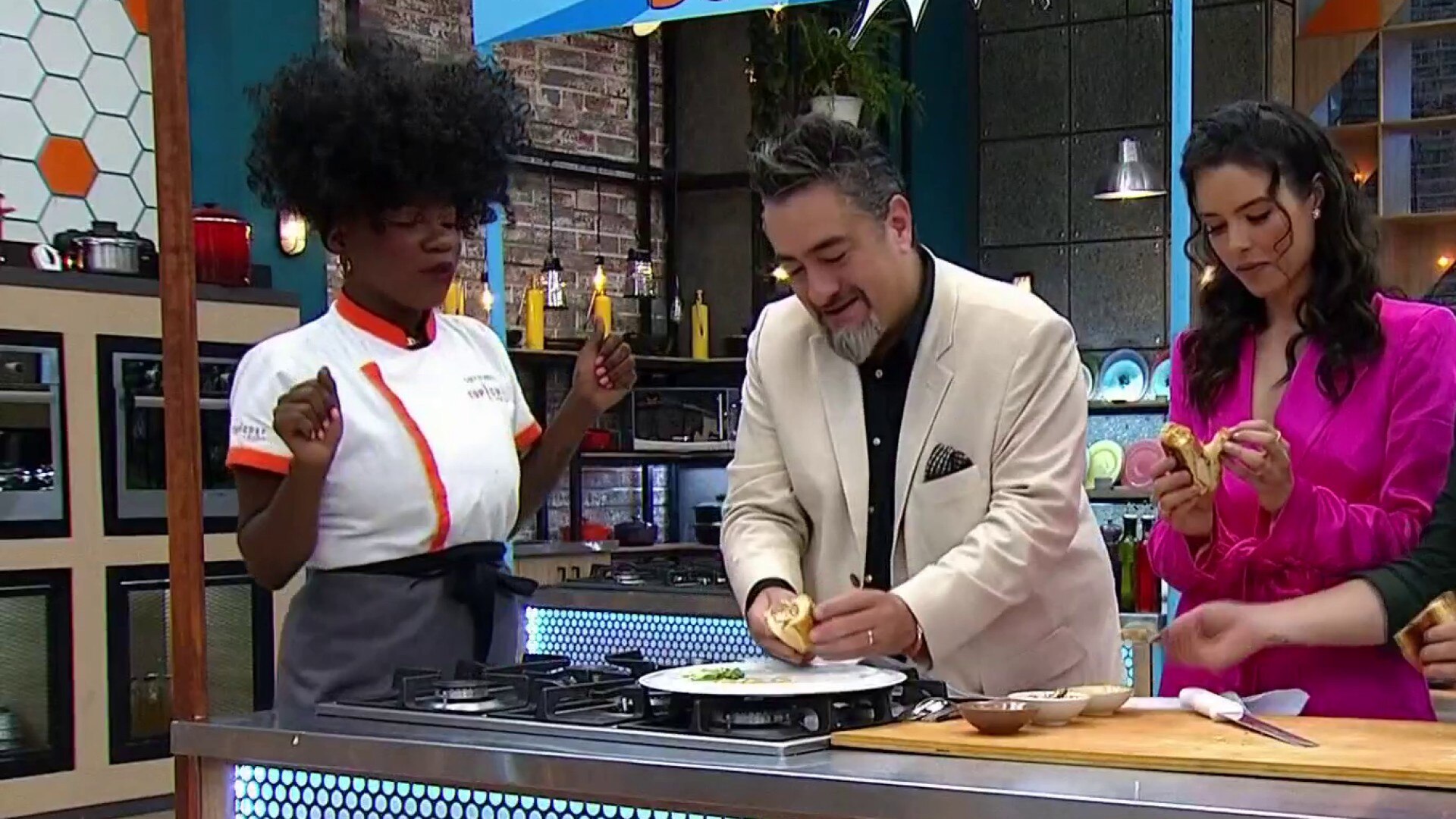 Watch Top Chef VIP Highlight: Los chefs quedan fascinados con el ...