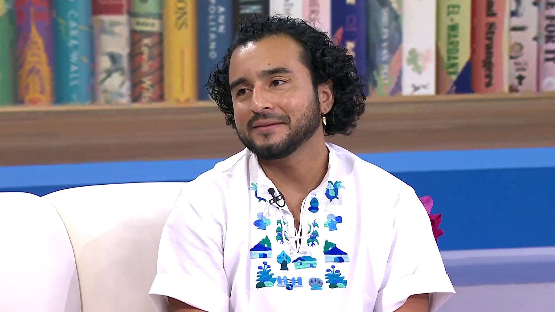 Watch TODAY Excerpt: Author Javier Zamora on trauma he faced at age 9 ...