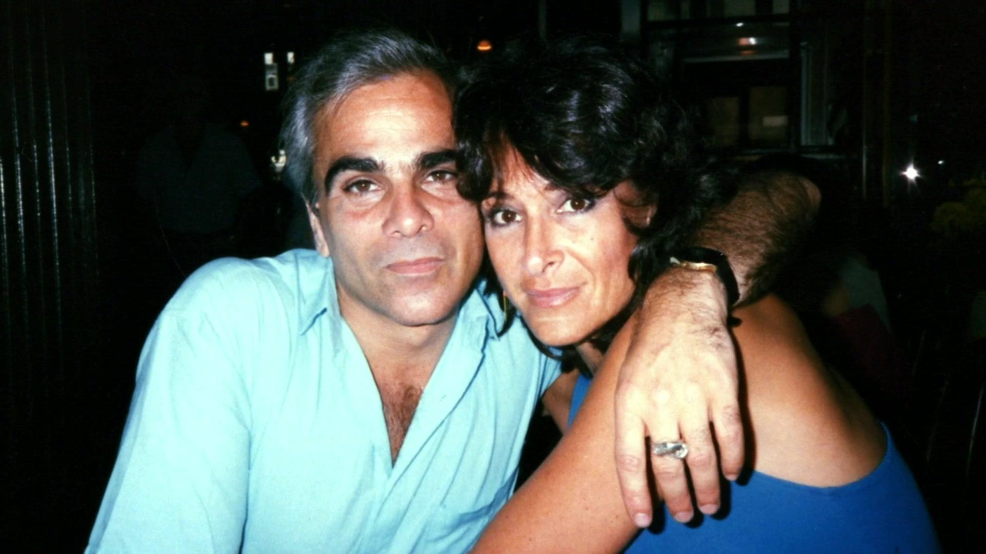 Watch Mysteries & Scandals Episode: Christa Helm: A Hollywood Murder ...