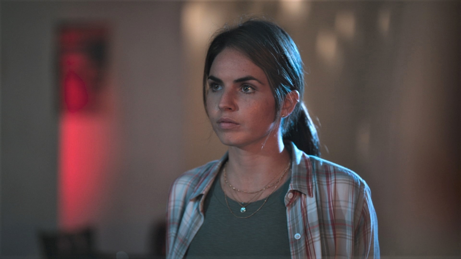 Watch Falsa Identidad Episode: Sobre los mismos pasos - NBC.com