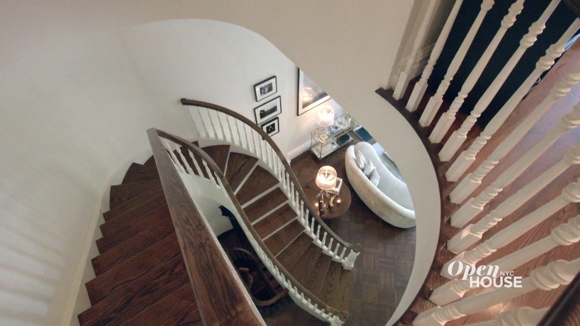 Watch Open House NYC Episode: Townhouses of NYC - NBC.com