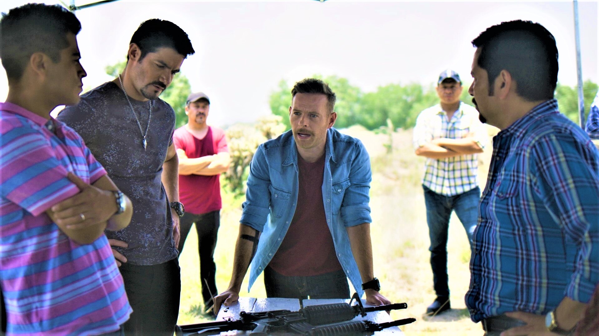 Watch Falsa Identidad Episode: Autodefensas en acción - NBC.com