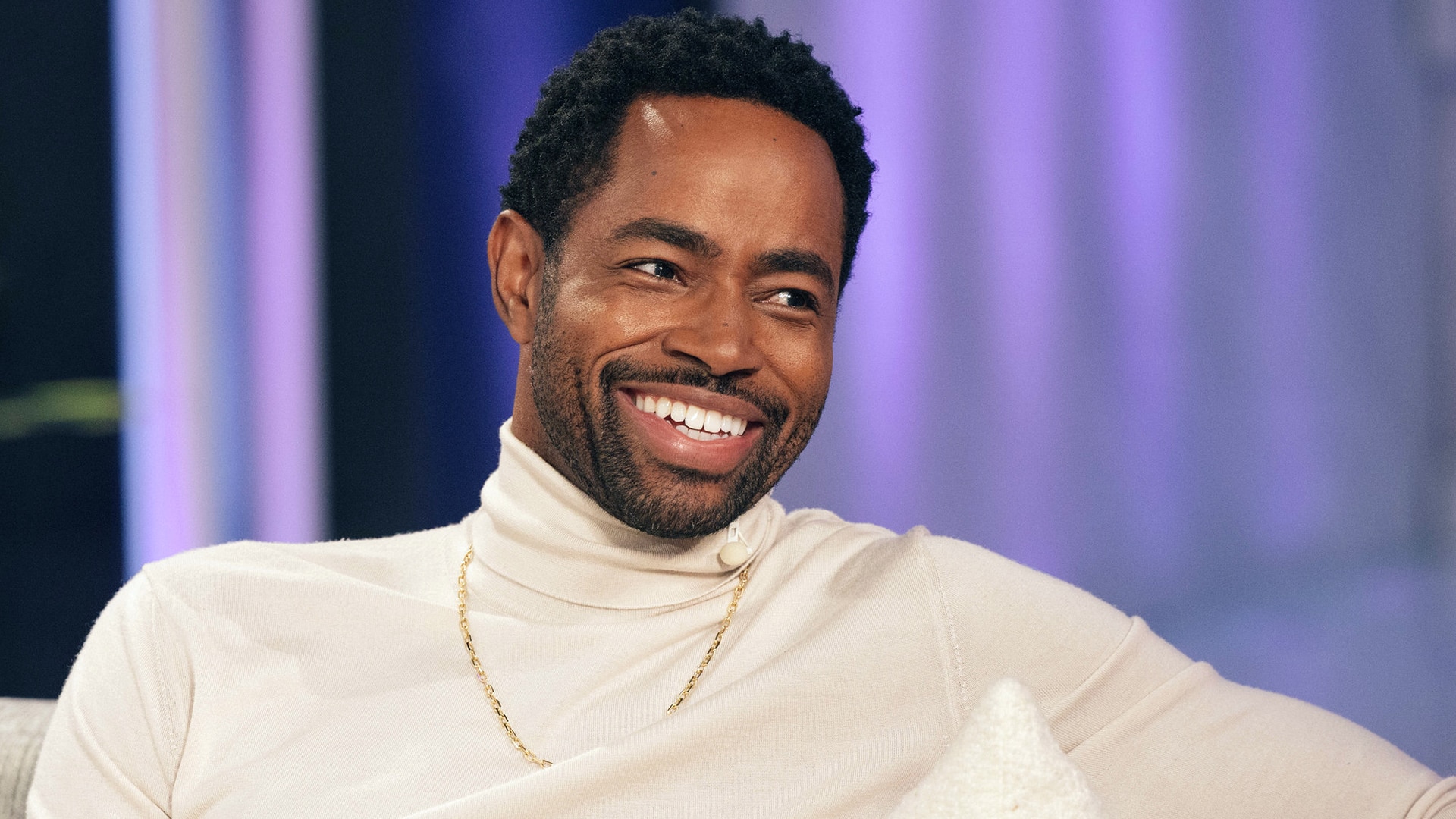 Watch The Kelly Clarkson Show - Official Website Episode: Jay Ellis ...