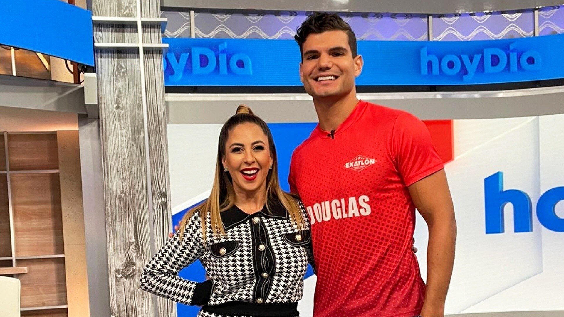 Watch Hoy Día Highlight: Douglas Castillo se despide de Exatlón EE.UU ...