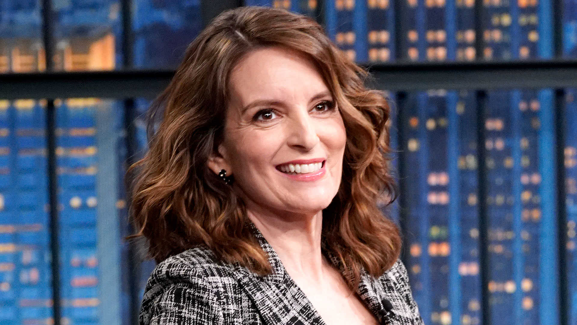 Watch Late Night with Seth Meyers Highlight: Tina Fey Dishes on Her ...