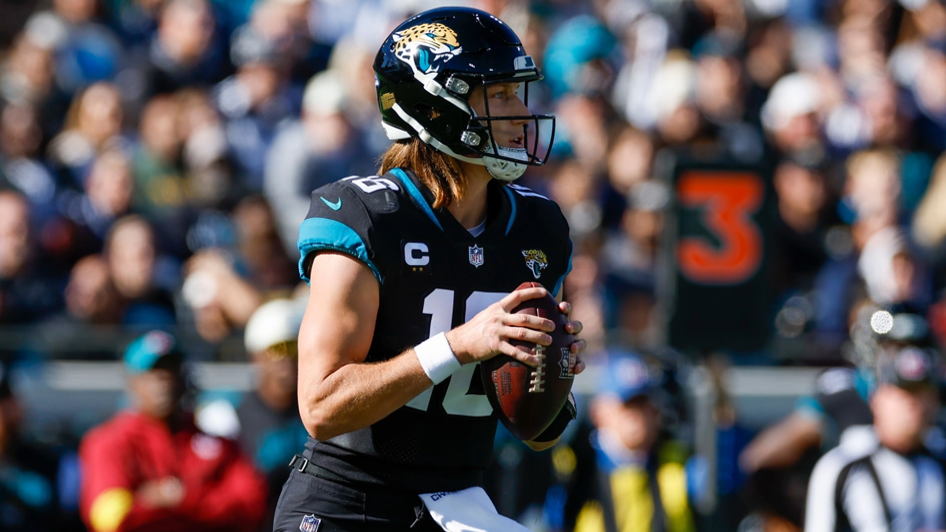 Watch ProFootballTalk Clip: Can Lawrence seize the moment in playoff ...