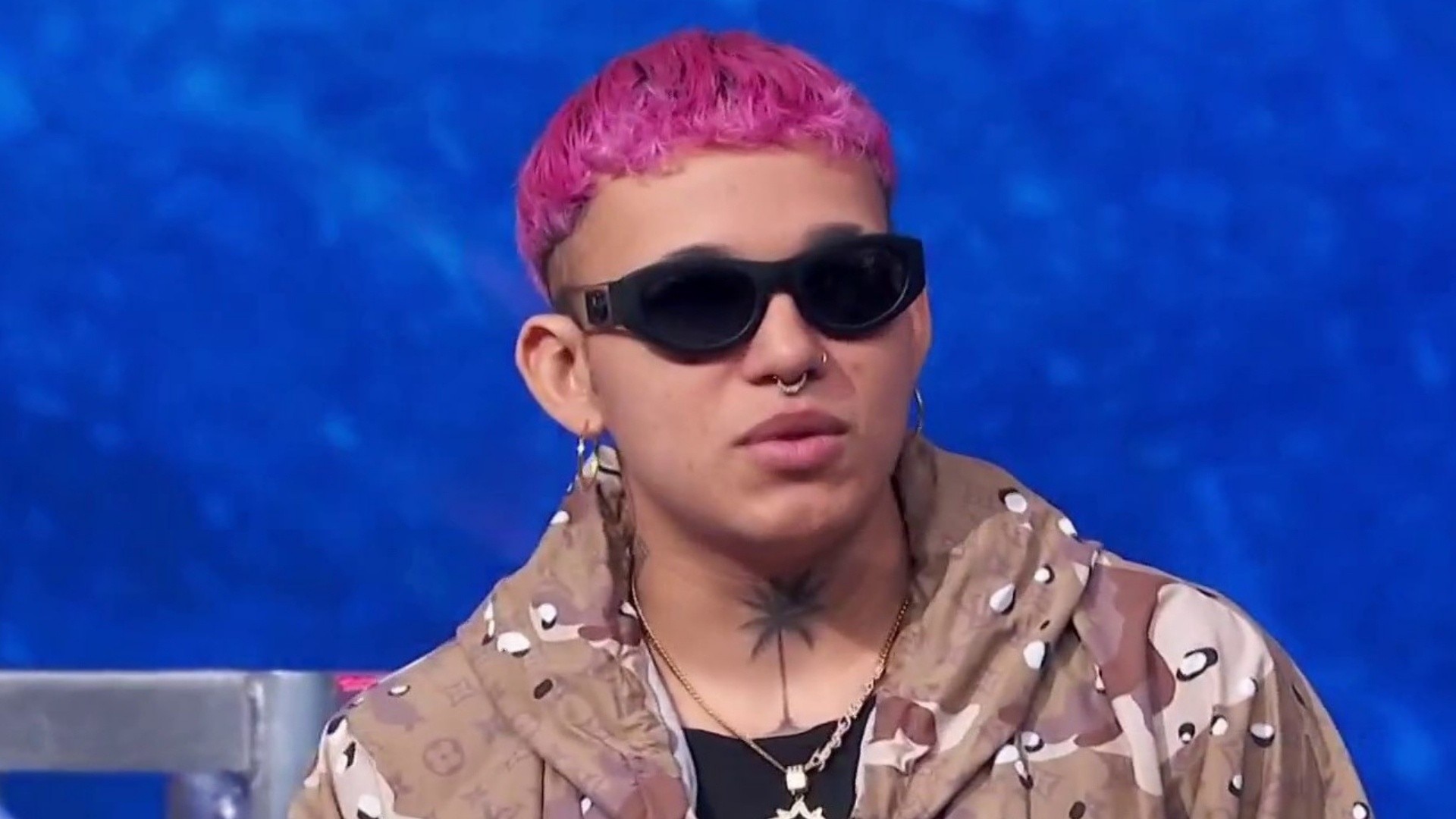 Watch En Casa con Telemundo Highlight: Beéle estrena su canción 'Guaro ...