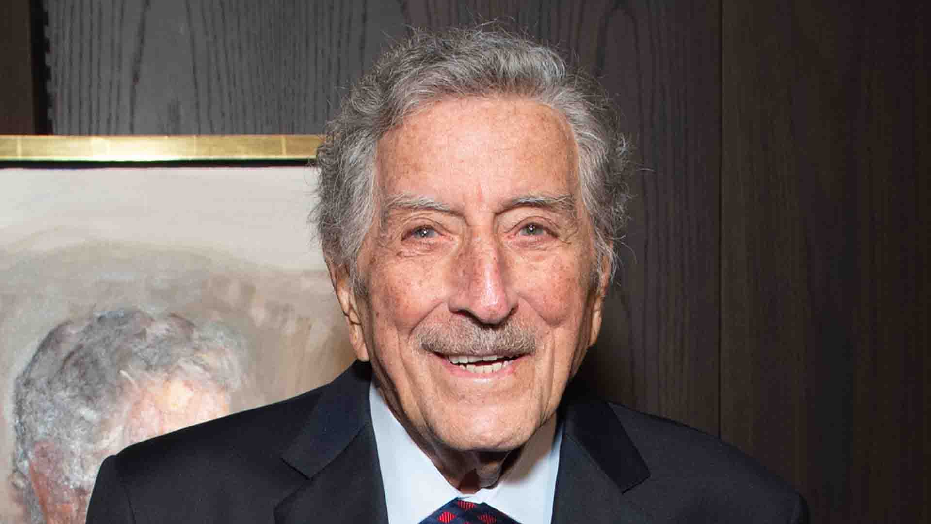 Watch Access Hollywood Highlight: Tony Bennett Still Sings Twice A Week ...