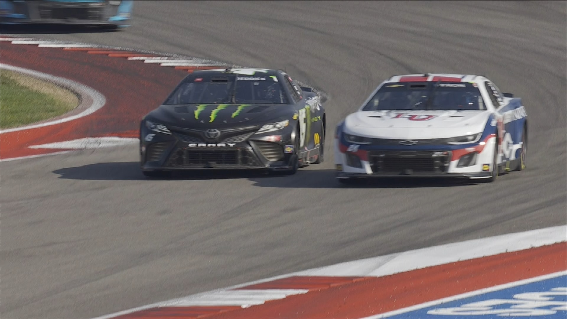 Watch Sports Clip: Reddick and Byron battle for the lead at COTA - NBC.com