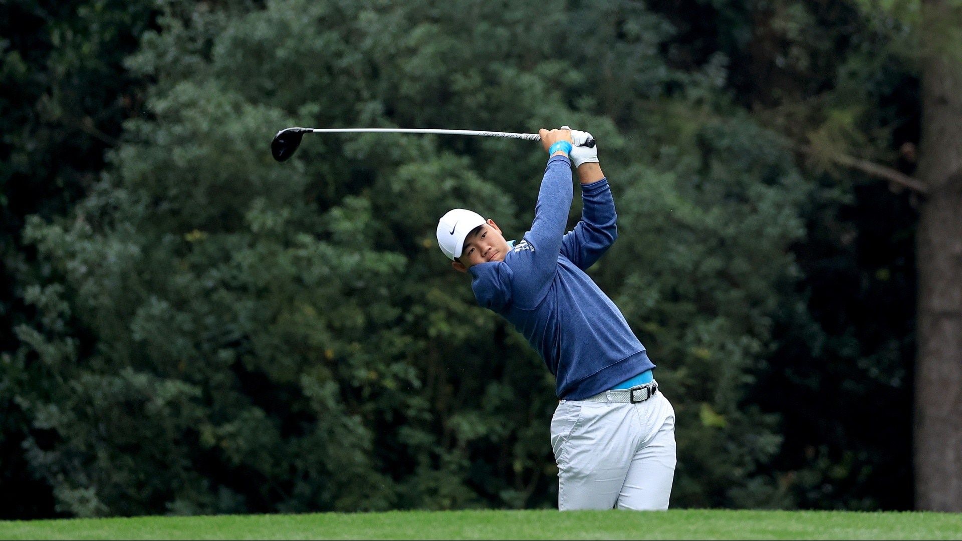 Watch null Clip: Kim amazed by Masters crowd on Monday - NBC.com