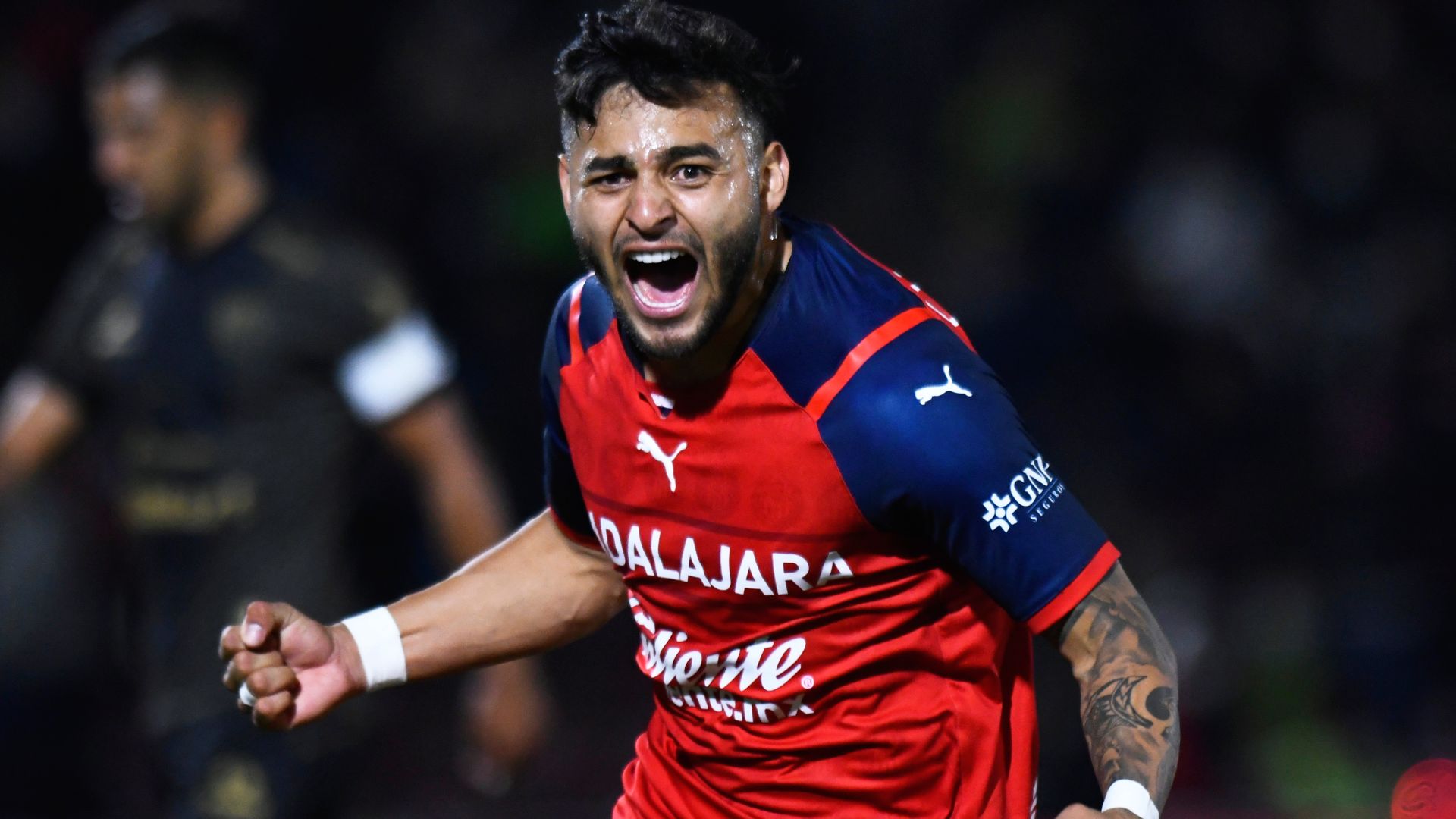 Watch Sports Clip: Alexis Vega y el sacrificio de sus papás para ...