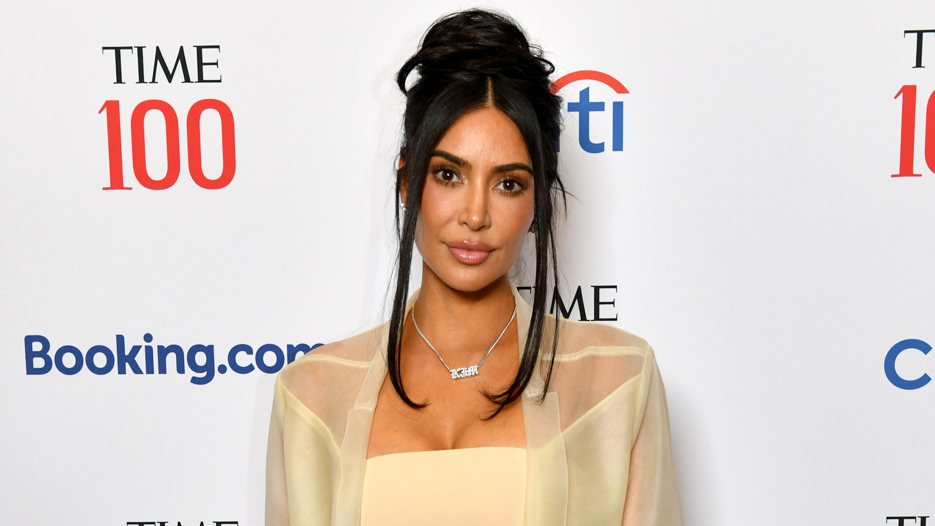 Watch Access Hollywood Highlight: Kim Kardashian Says She Would Leave ...