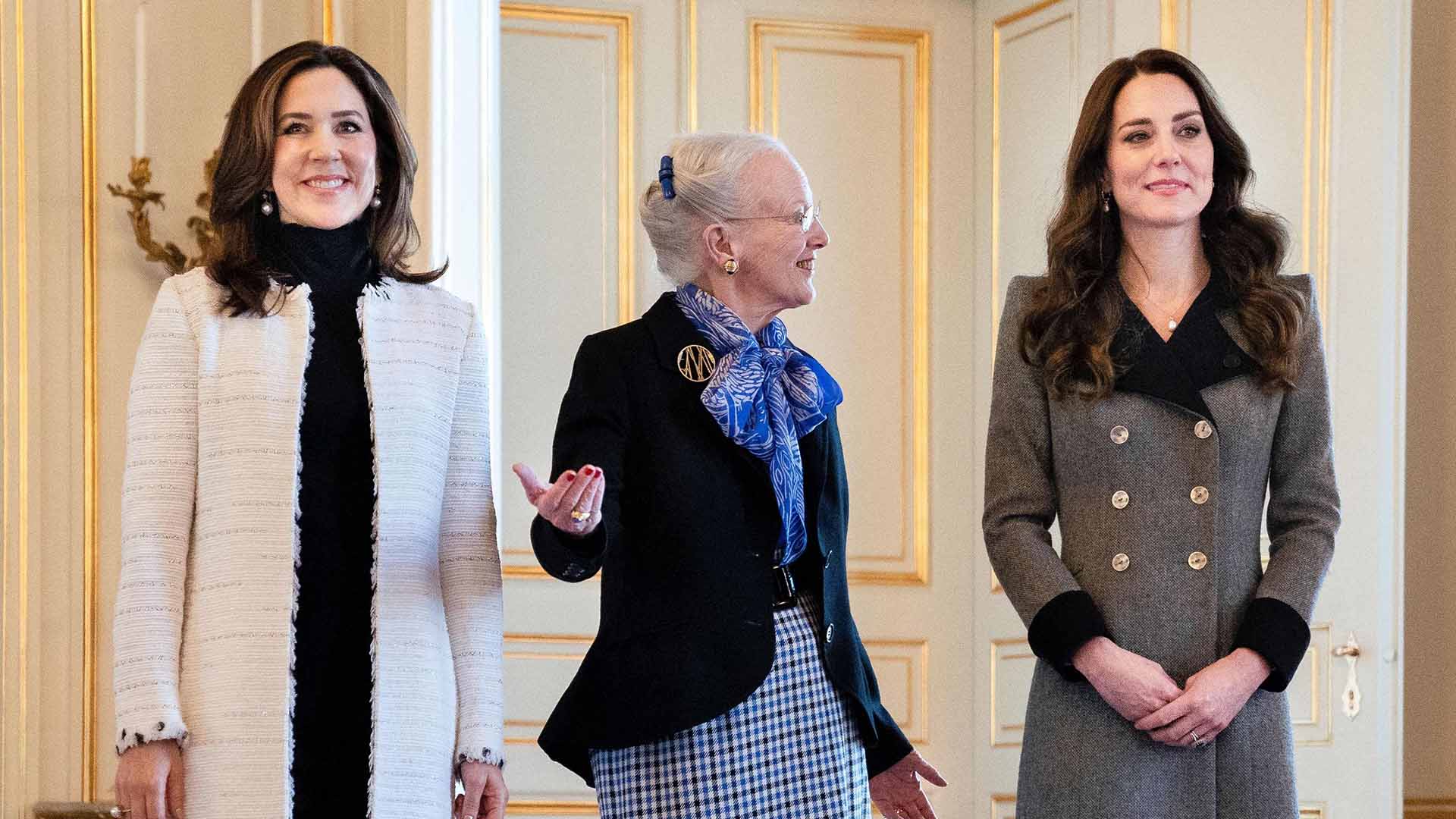 Watch Access Hollywood Highlight: Kate Middleton Goes Viral Doing The ...