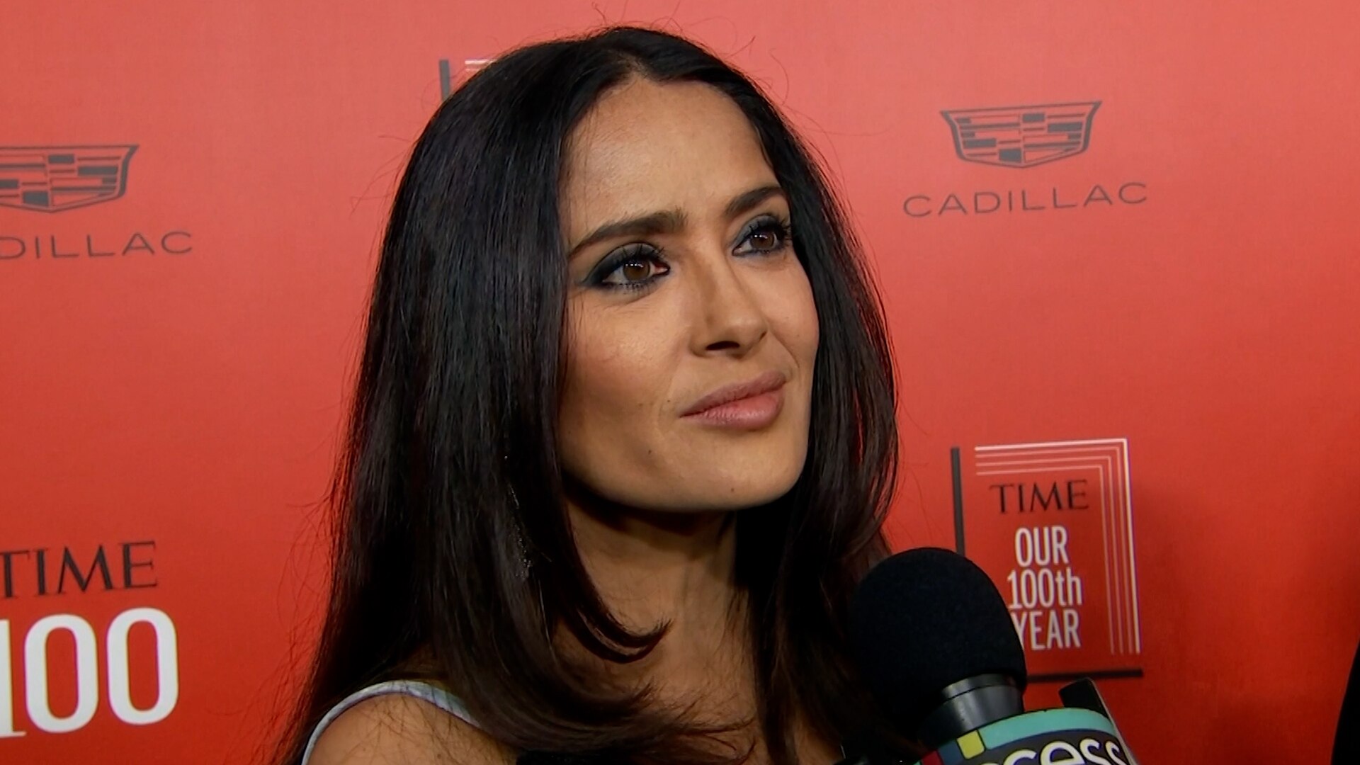 Watch Access Hollywood Highlight: Salma Hayek Praises Penélope Cruz ...