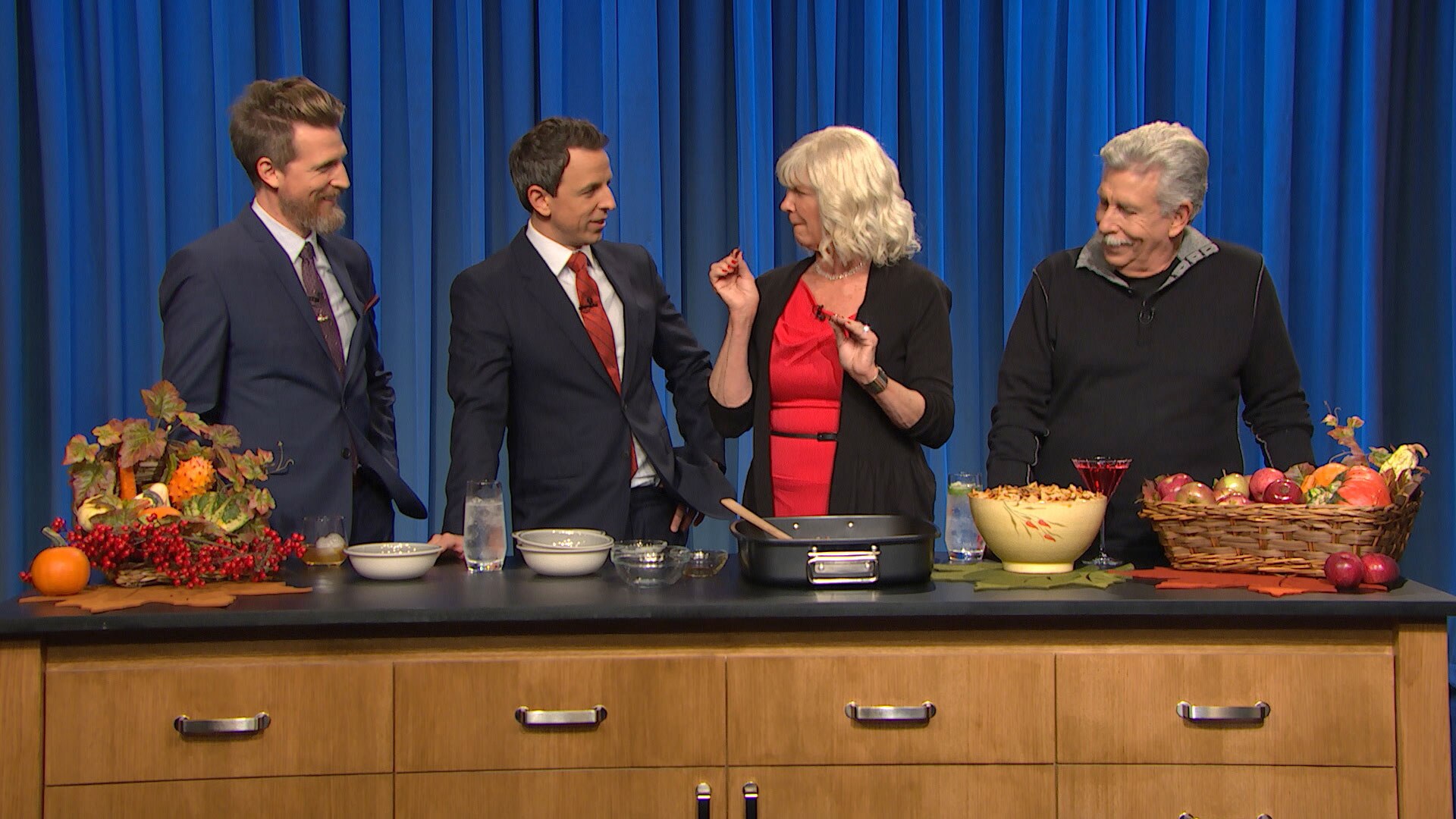 Watch Late Night with Seth Meyers Highlight: Seth and His Family Make ...