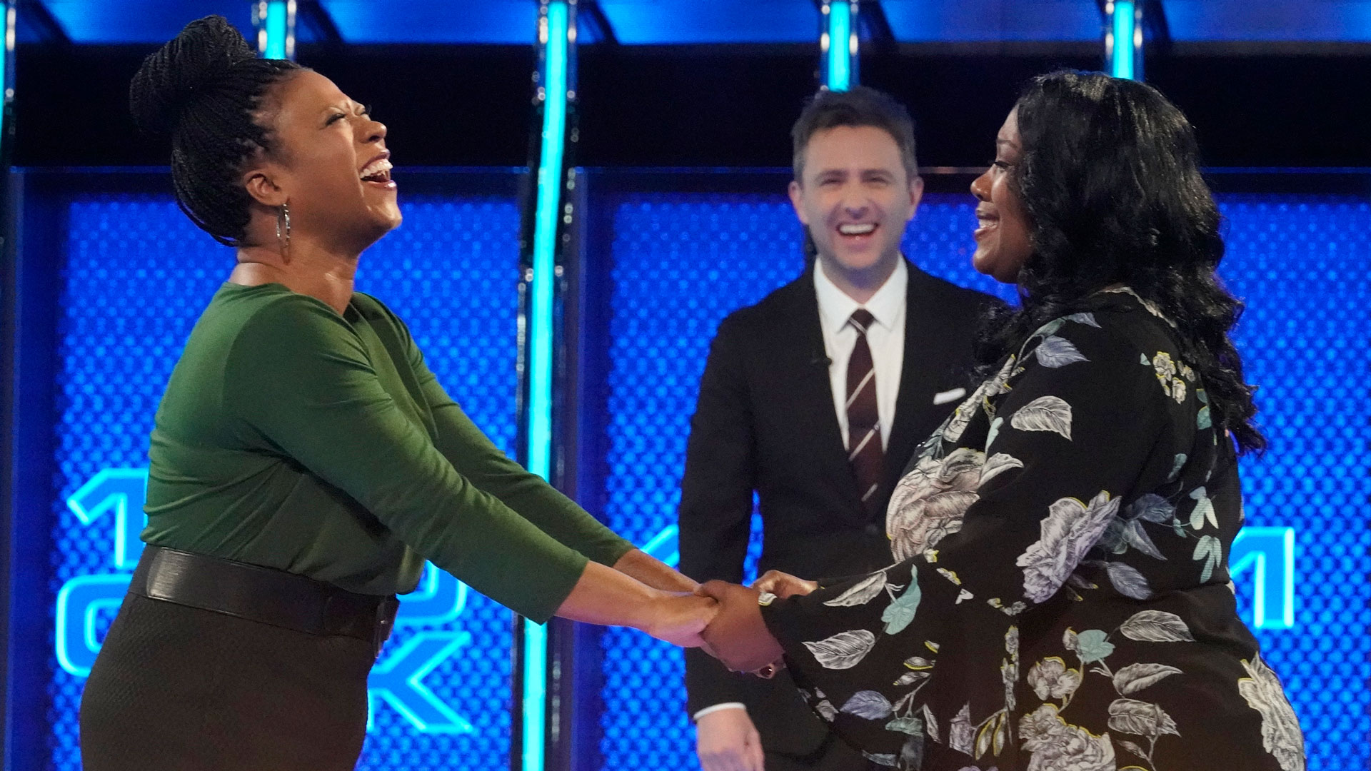 Watch The Wall Highlight: Hardworking Sisters Can't Catch a Break - The ...