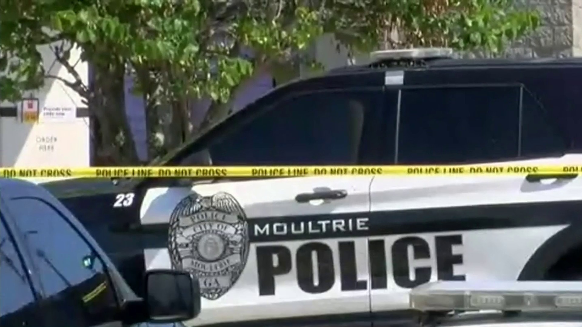 Watch Noticias Telemundo Highlight: Un hombre mata a tiros a su madre ...