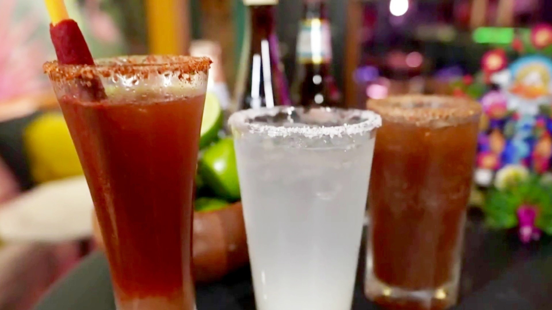 Watch Hoy Día Highlight: Esta es la forma correcta de preparar una michelada mexicana - NBC.com
