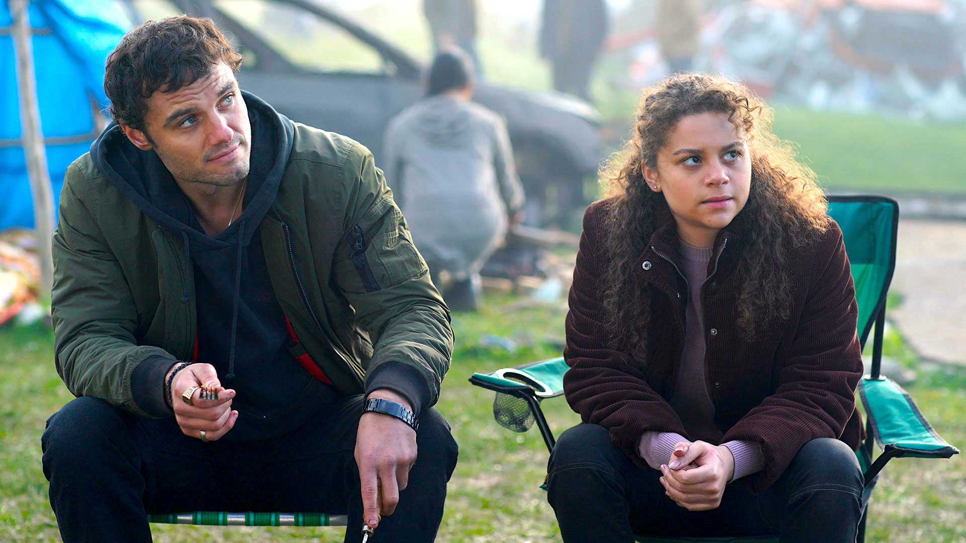 Watch La Brea Episode: The Fog - NBC.com