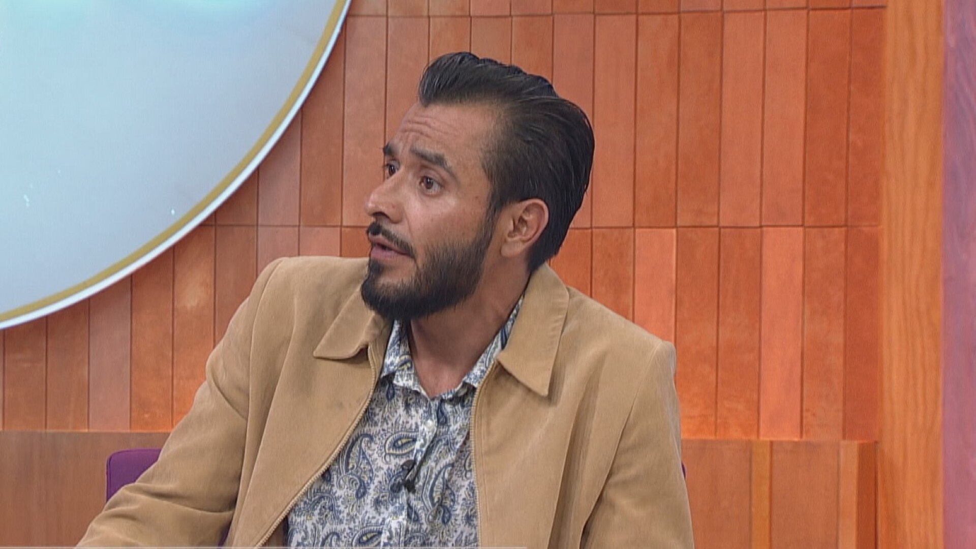 Watch Acércate a Rocío Episode: Mi suegro es un vividor - NBC.com