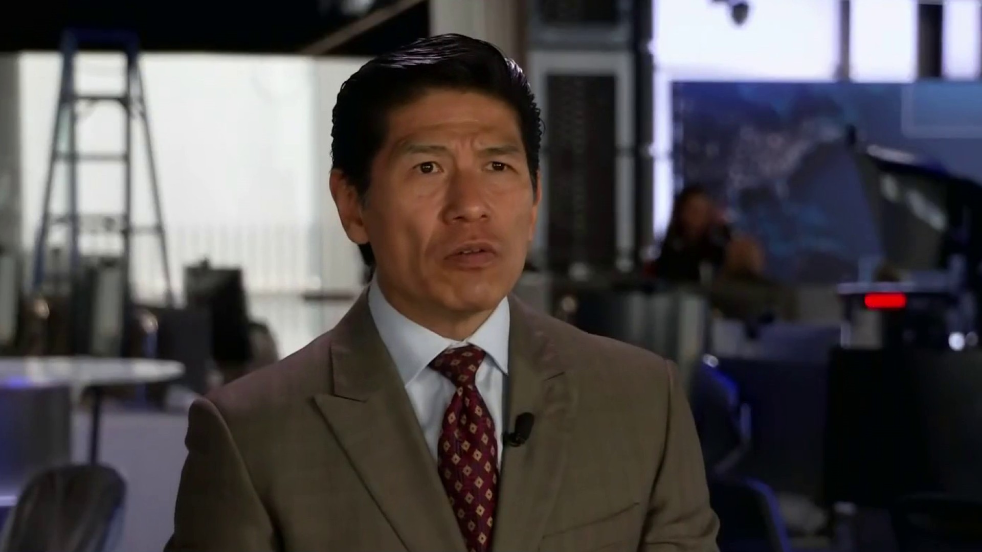 Watch Noticias Telemundo Highlight: El buró de Noticias Telemundo en México se creó hace años ...