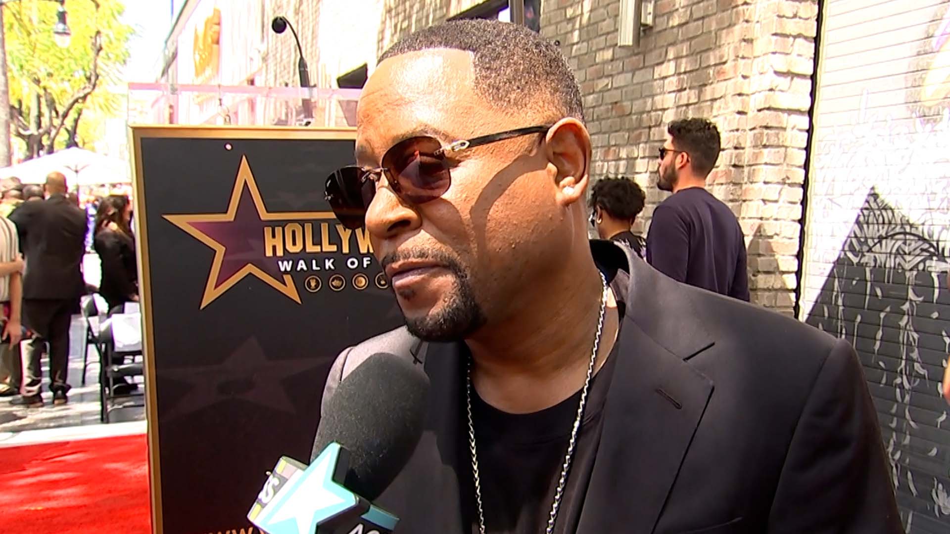 Watch Access Hollywood Highlight: Martin Lawrence Wishes Jamie Foxx A ...