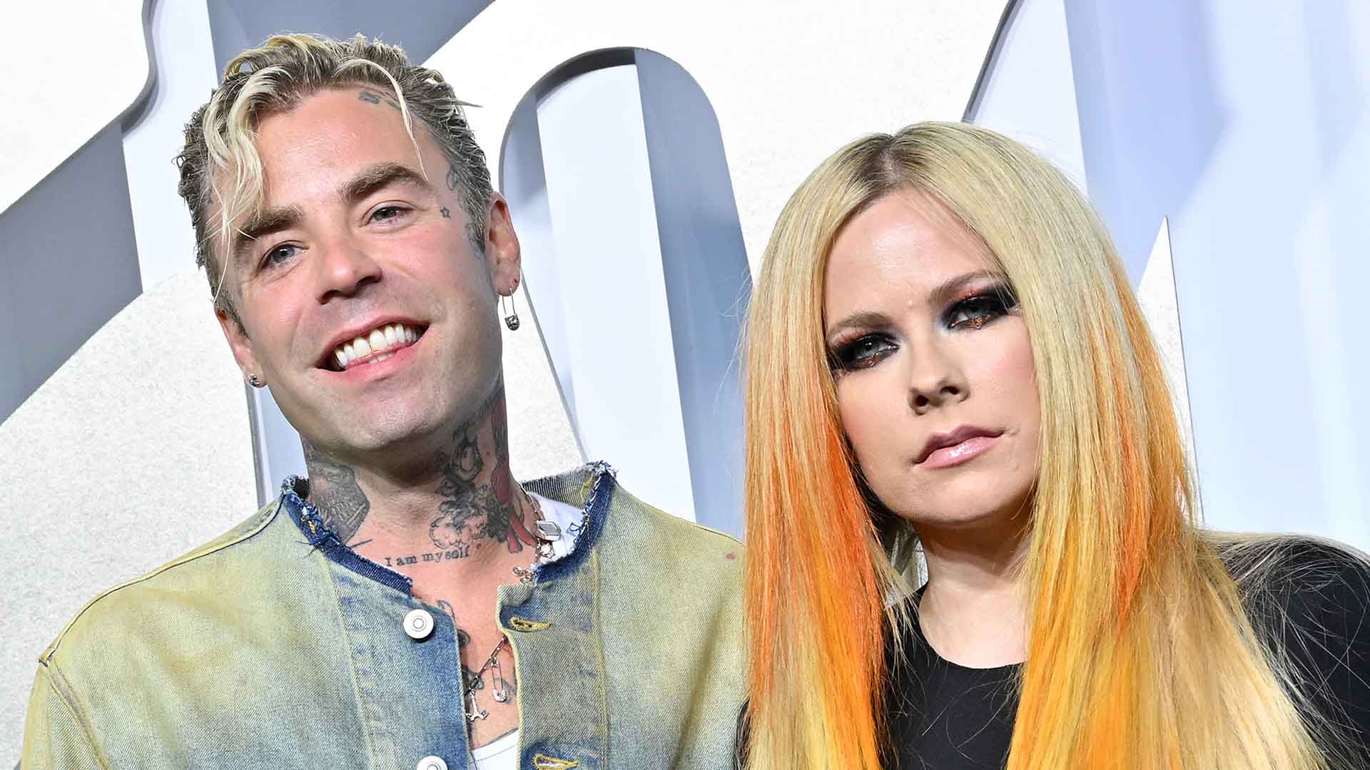 Watch Access Hollywood Highlight: Avril Lavigne’s Ex Mod Sun Breaks His ...
