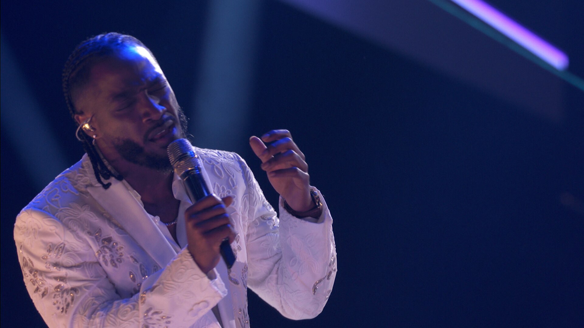 Watch The Voice Highlight: D.Smooth and Kelly Clarkson Sing Joji's ...