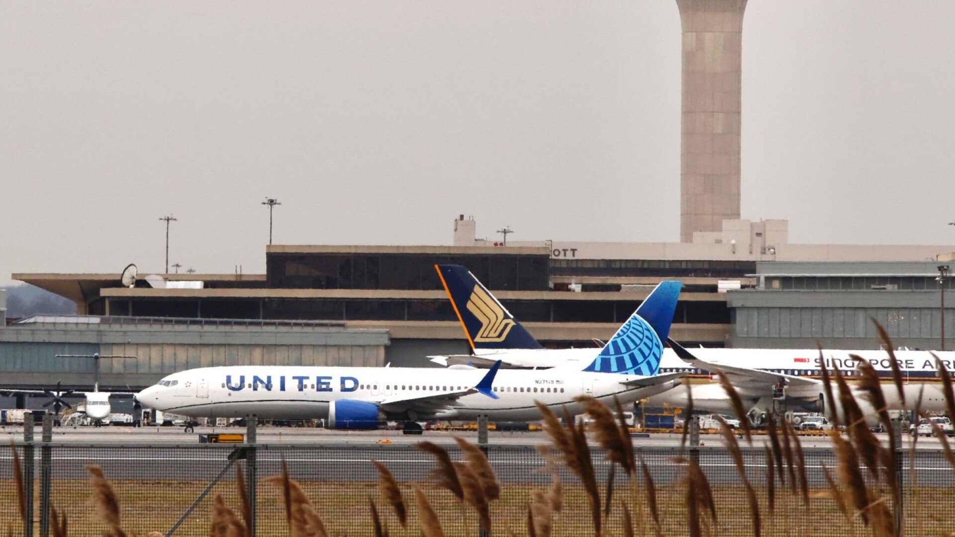 Watch Noticias Telemundo Highlight: Se reactivan los operativos en los ...