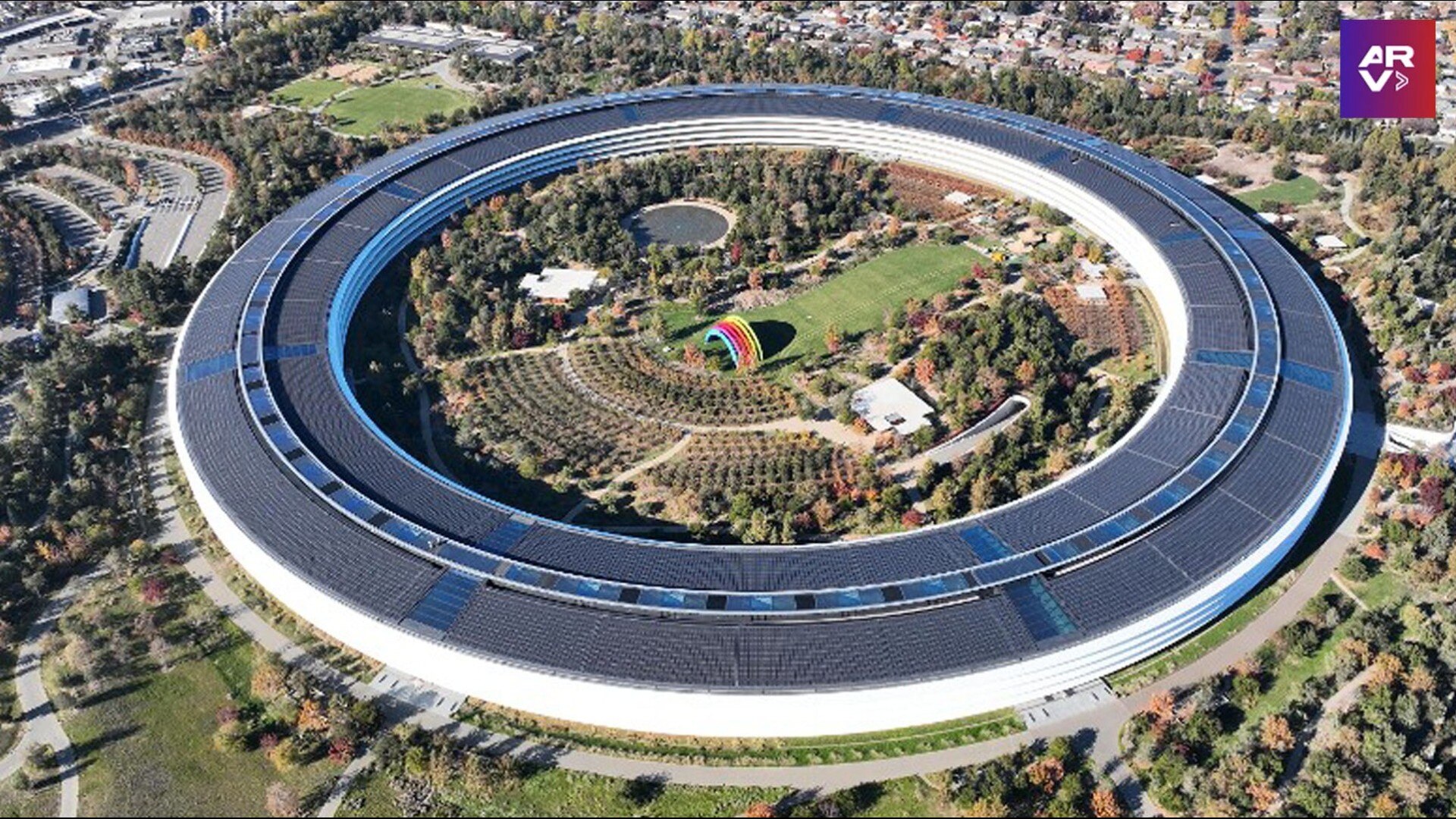 Watch Al Rojo Vivo Highlight: Apple Park: 10 datos interesantes del ...