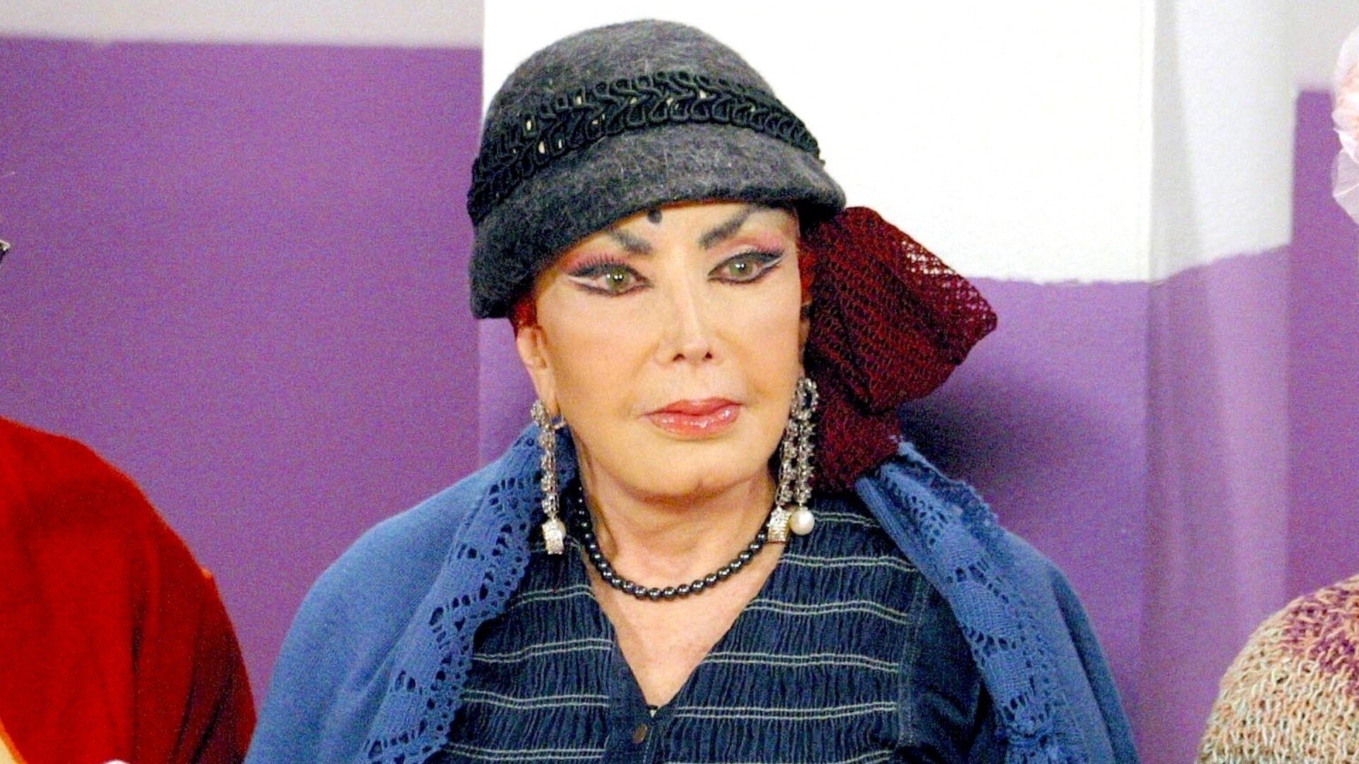 Watch Hoy Día Highlight: Irma Serrano: su perfume, un demonio y otras ...