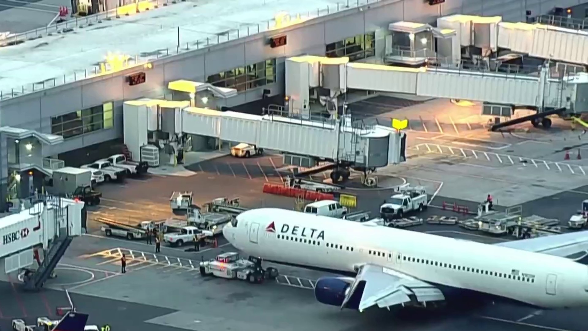 Watch NBC Nightly News with Lester Holt Excerpt: Terrifying near-miss ...