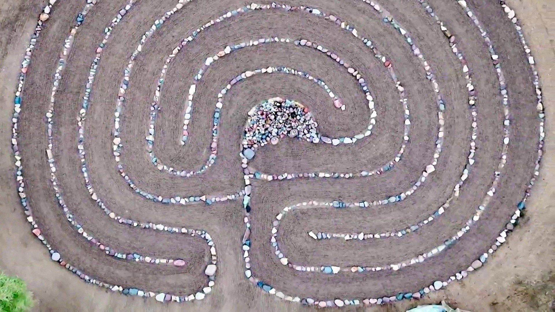 Watch TODAY Excerpt: Inside the ancient practice of labyrinth walking ...
