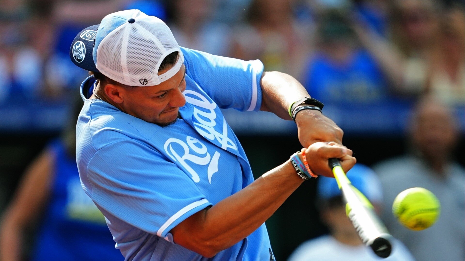 Watch Más Deporte Highlight: Patrick Mahomes se luce con un ...