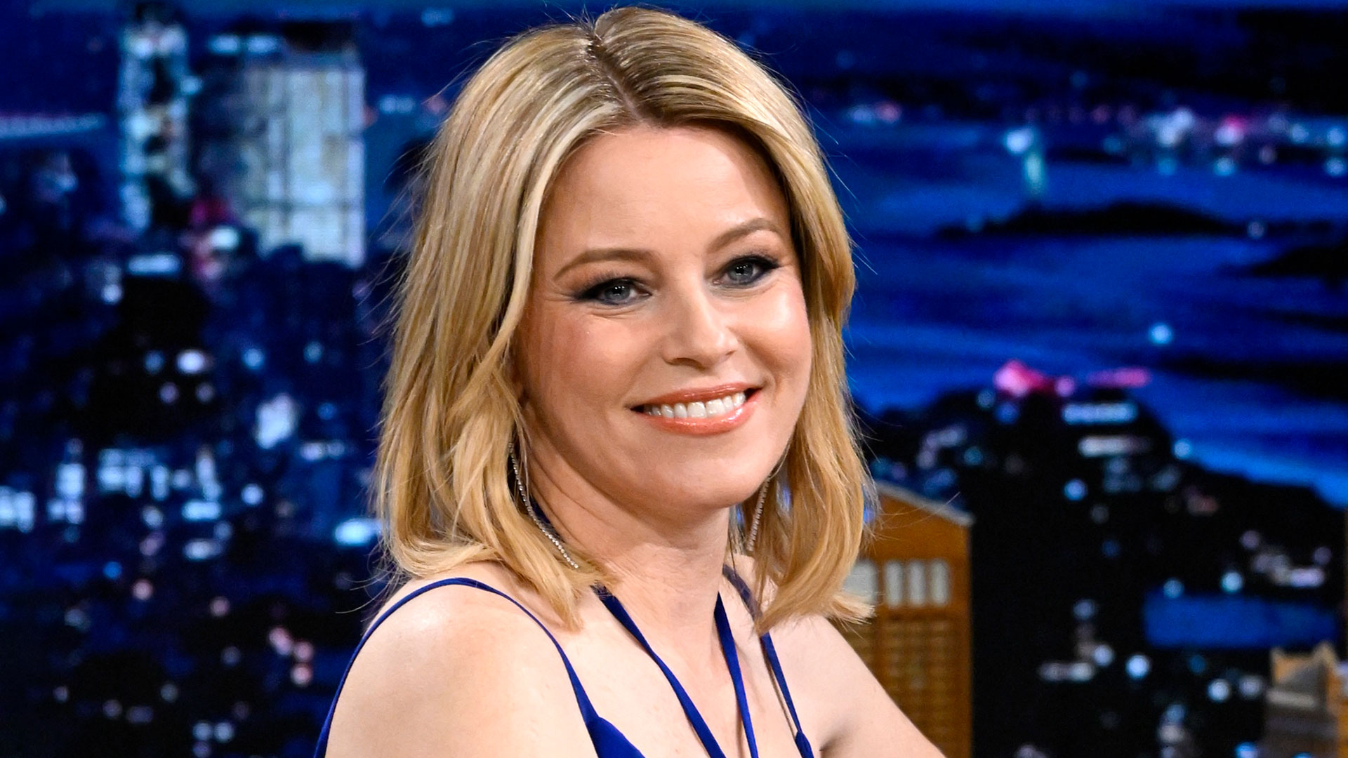Watch The Tonight Show Starring Jimmy Fallon Highlight: Elizabeth Banks ...