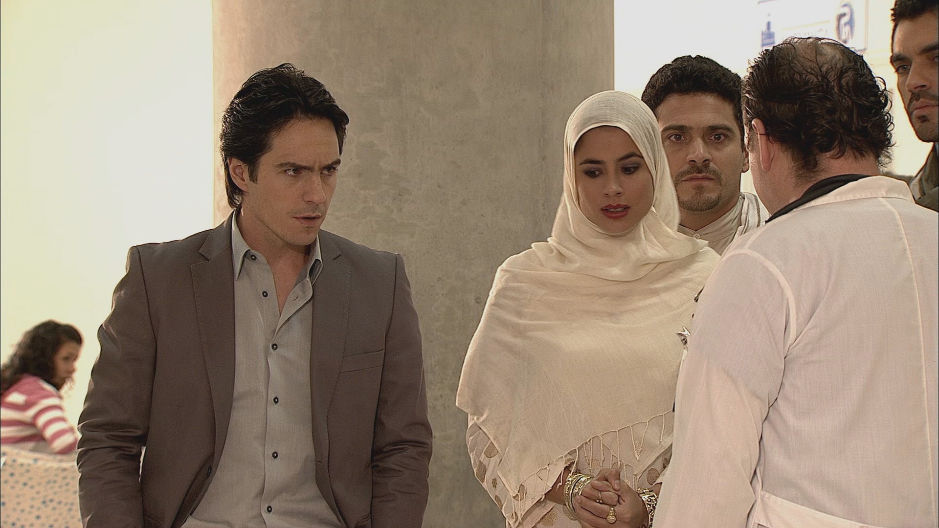 Watch El Clon Episode: Decidida a pasar la página - NBC.com