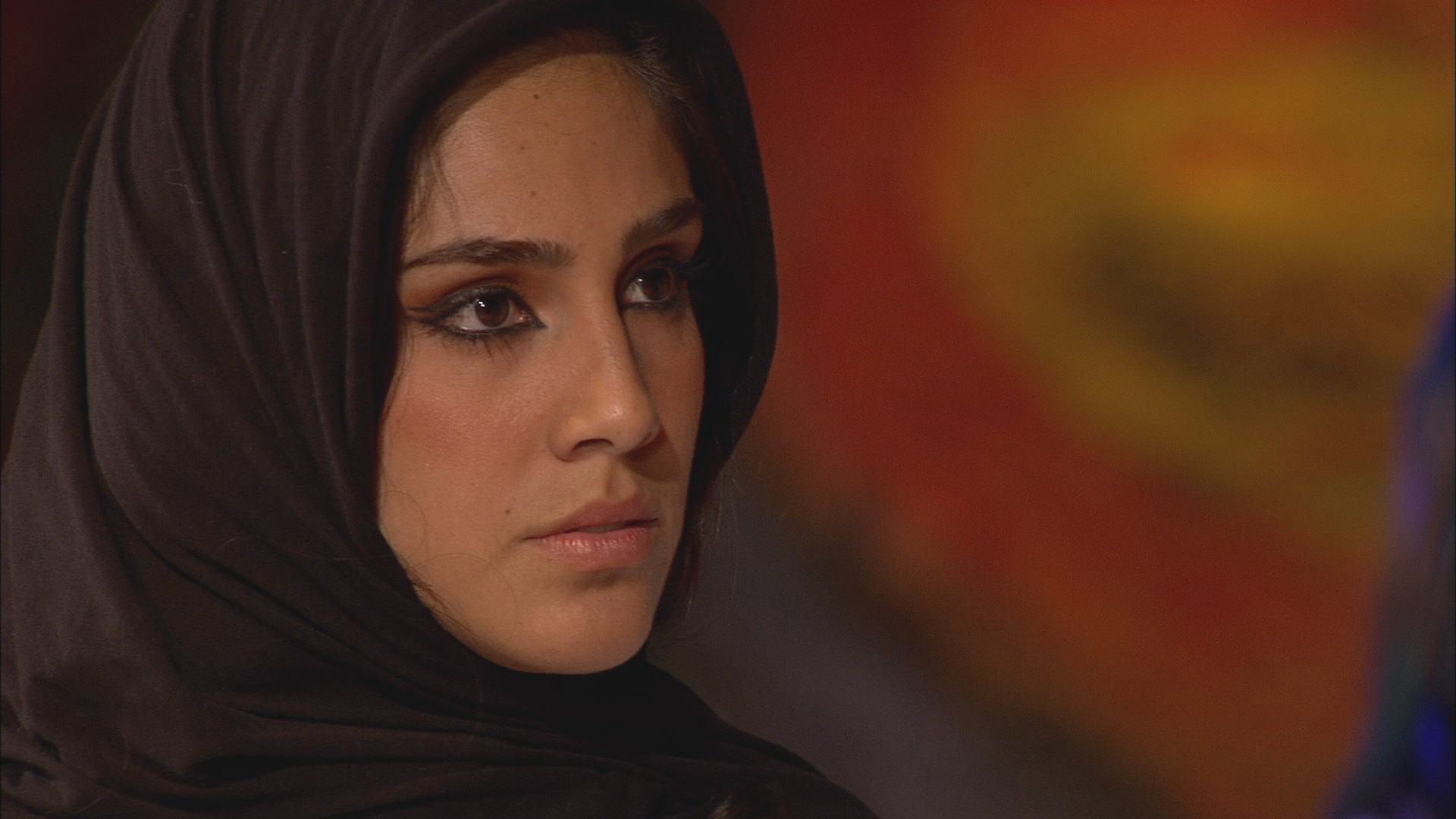 Watch El Clon Episode: Jade y Lucas se cruzan - NBC.com