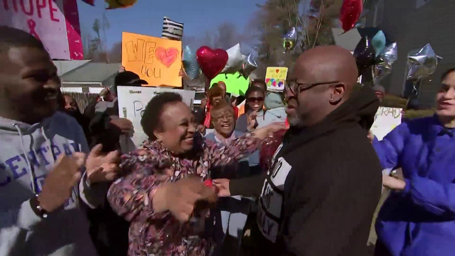 Watch TODAY Excerpt: Knock Knock Surprise: TODAY surprises deserving ...